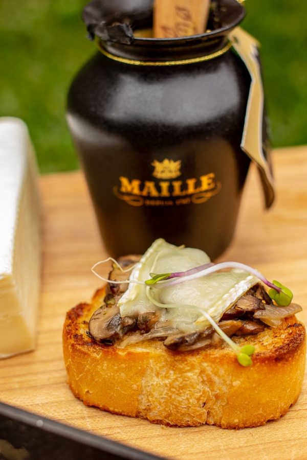 How to Enjoy the Best of French with this Easy Mushroom Brie Toastie ...